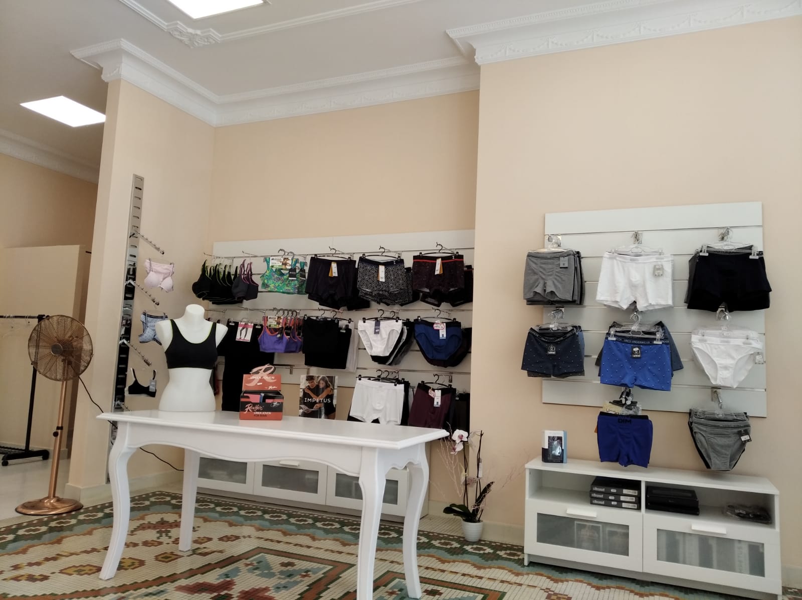 MN intima – Actual y diferente tienda de ropa íntima, para chica y ...